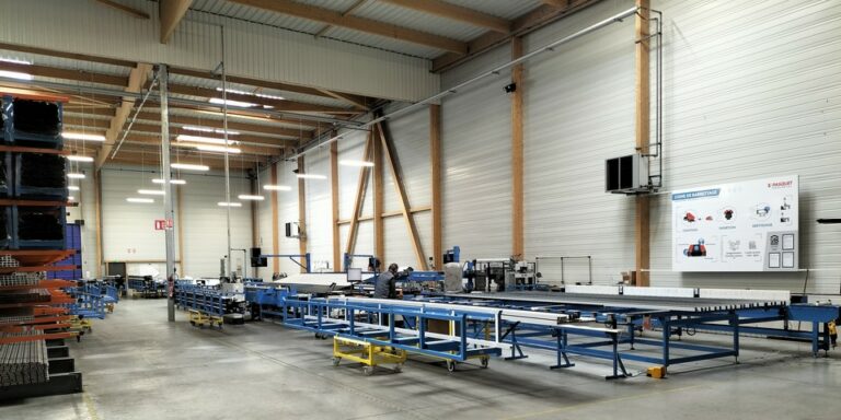 Visite de Pasquet Menuiseries près de Vitré - Lamotte Maisons Individuelles